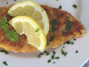 Crispy Chicken Cutlets with Lemon Butter Sauce
