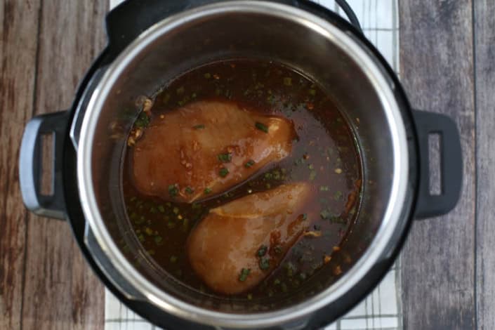 How Long to Cook Chicken in the Instant Pot {Free PDF!}