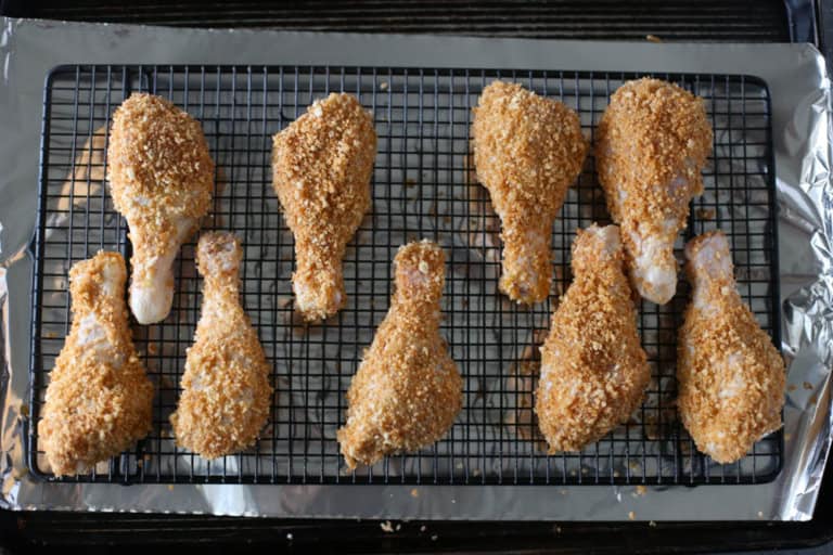 Crispy Baked Drumsticks {The Easy Way!} - Thriving Home