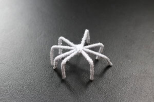 Pipe Cleaner Spiders (Easy!) - Thriving Home