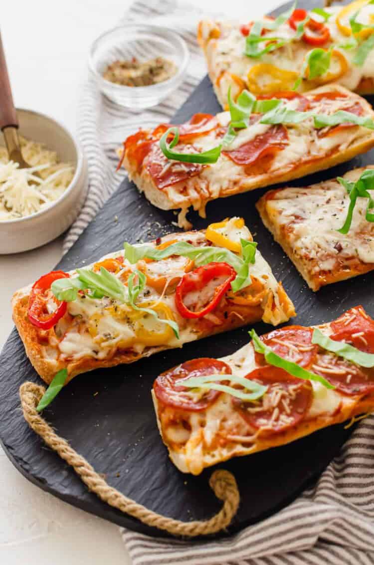 20-Minute Pizza Bread - Thriving Home