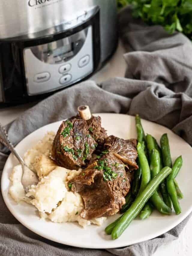 Slow Cooker Short Ribs - Thriving Home