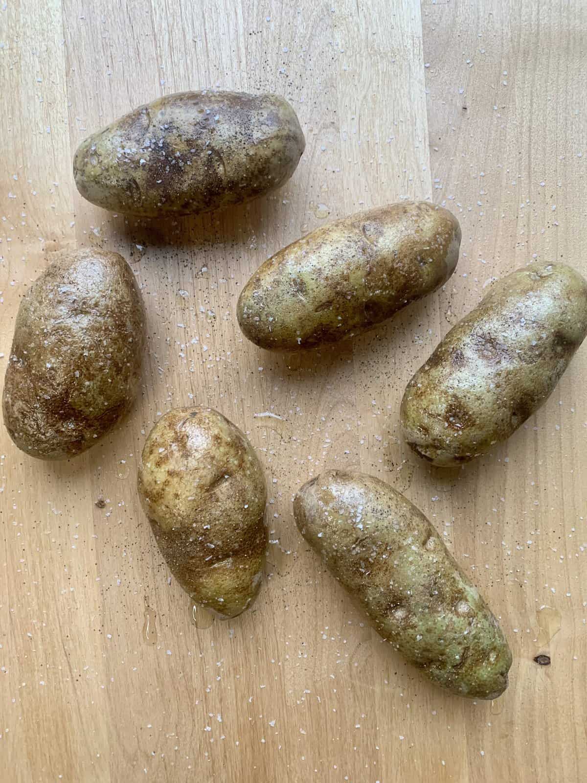 The BEST Baked Potato Bar - Thriving Home