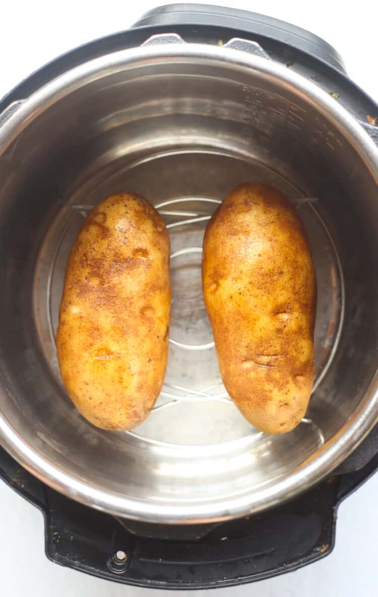 Instant Pot Baked Potatoes - Thriving Home