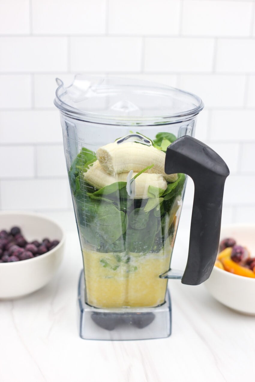 The Best Everyday Smoothie - Thriving Home