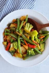 Easy Frozen Stir Fry Vegetables - Thriving Home