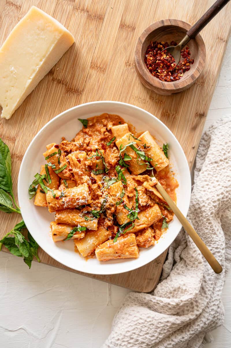 20-Minute Sausage Rigatoni (with Boursin Cheese) - Thriving Home