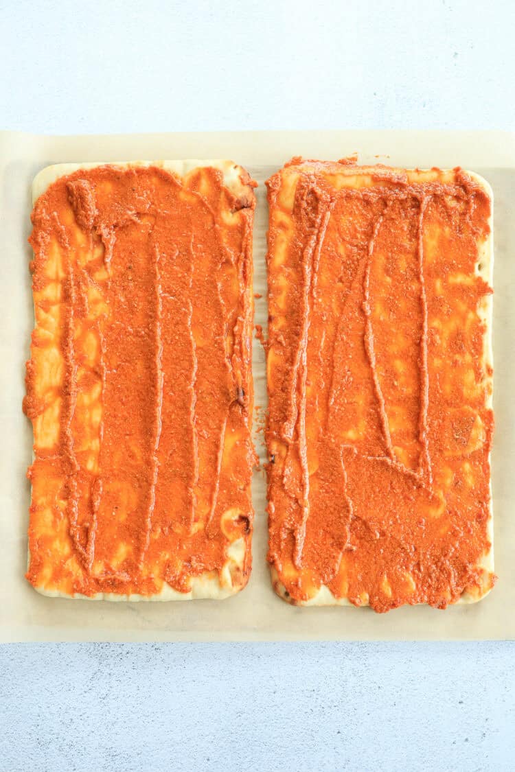Flatbread Pizza Recipe (Veggie Loaded!) - Thriving Home